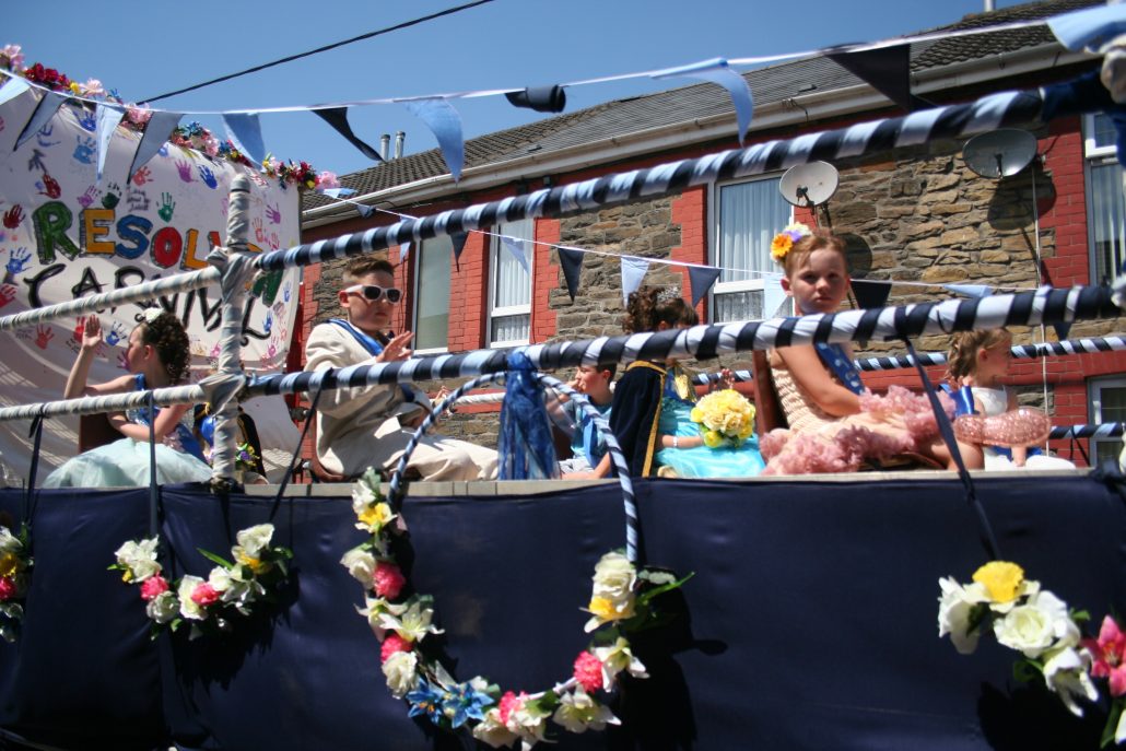 Resolven Carnival Parade Hits John Street and the Field – Resolven ...