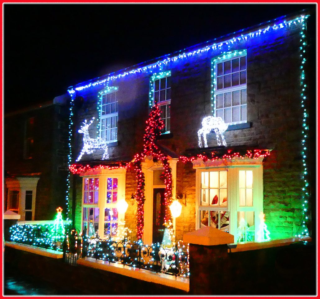 Some of the Christmas Displays in the Resolven Area – Resolven District ...